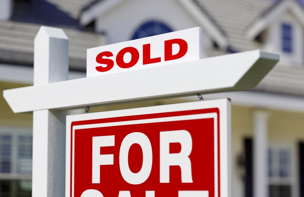 Real Estate Auctions vs. Traditional Listings: Which Is Right for You?